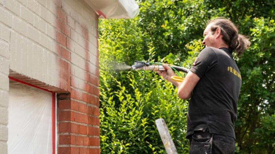 Slim kaleien met de BOSS paints en de M8 Compact Push Pump | Paint & Stuc